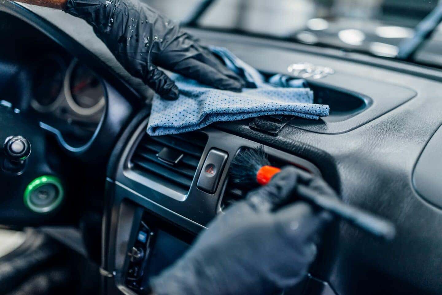 A Step-by-Step Guide to Cleaning Your Car's Interior | Auffenberg Chevrolet