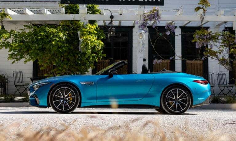 2024 Mercedes-AMG SL Roadster Model Review | Engine, Features, & Tech