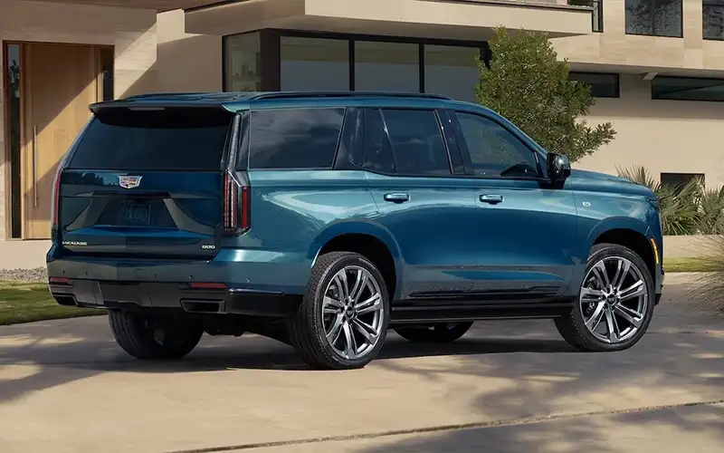 Cadillac Escalade vs Jeep Grand Wagoneer - 2026 Model Comparison with ...