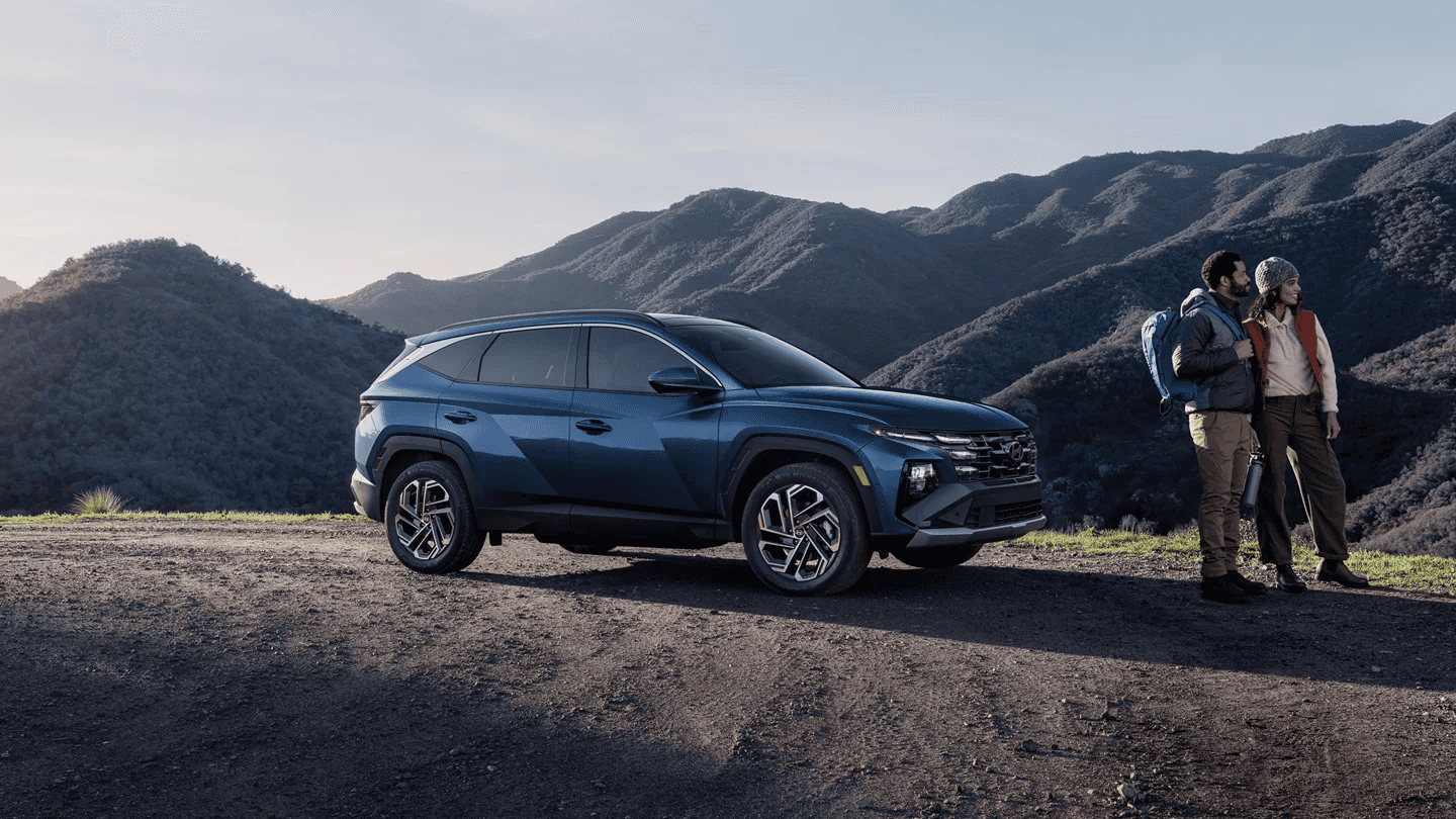 2025 Hyundai Tucson vs. the Hybrid Model | Kearny Mesa Hyundai