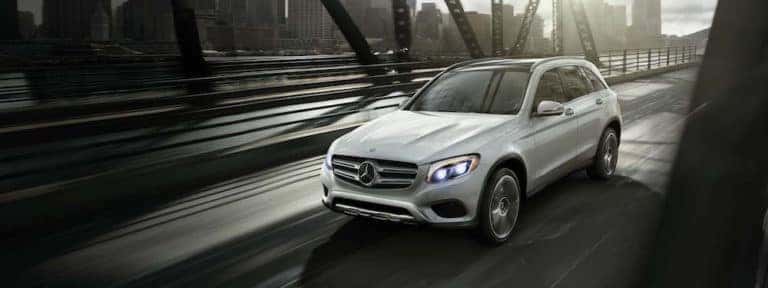 What is Mercedes-Benz 4MATIC® All-Wheel Drive? | Mercedes-Benz of Warwick