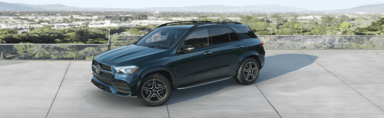 What is Mercedes-Benz COMAND®? | Mercedes-Benz of Warwick