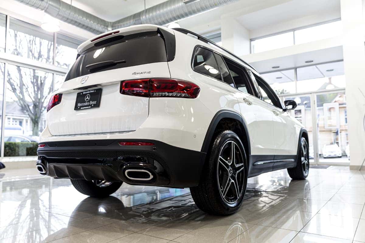 The Mercedes-Benz GLB | Three Point Motors